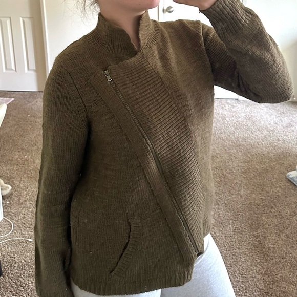 GAP | Sweaters | Wool 200s Asymmetrical Zipper Sweater | Poshmark